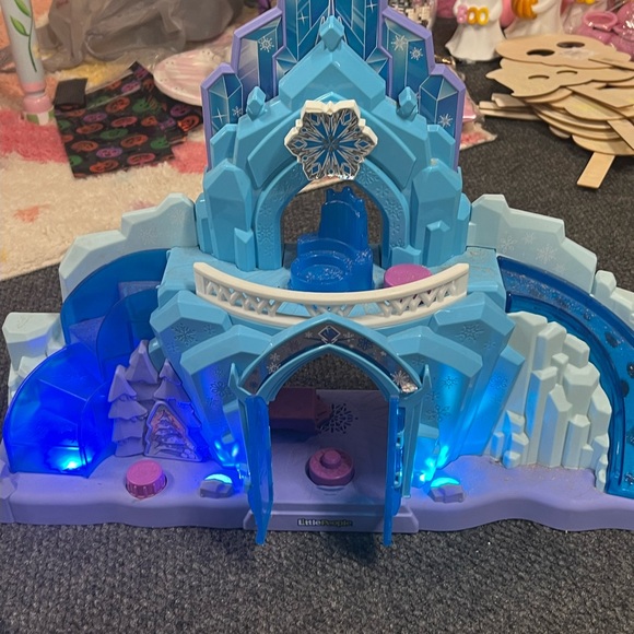 Fisher-Price | Toys | Elsa Playset Castle Skating Rink Carriage Euc ...